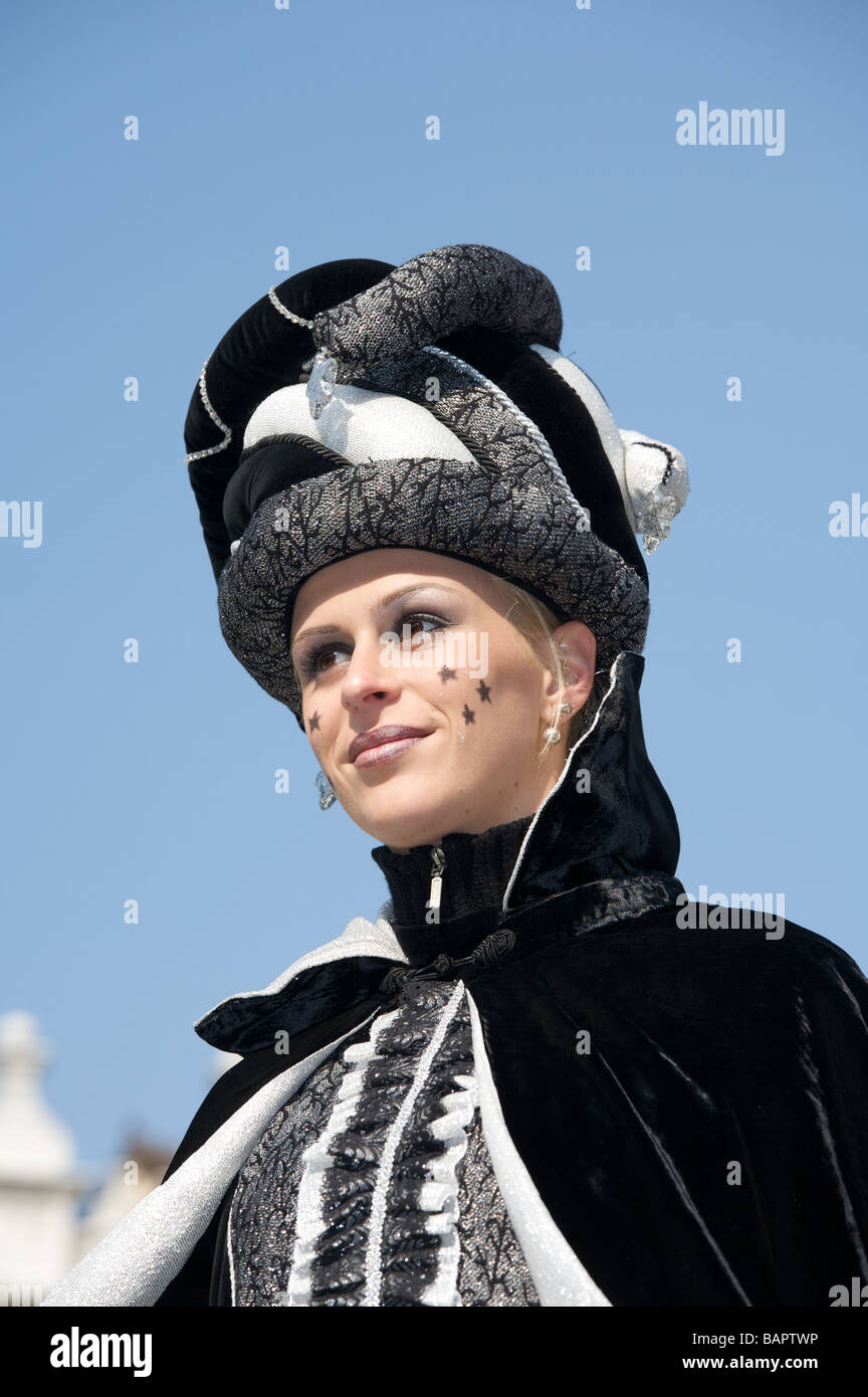 Venetian mask and creative fancy dress at the Carnival in Venice Italy ...