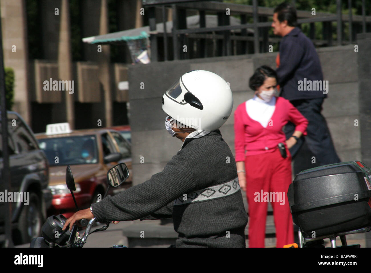 Flu mask people america hi-res stock photography and images - Alamy