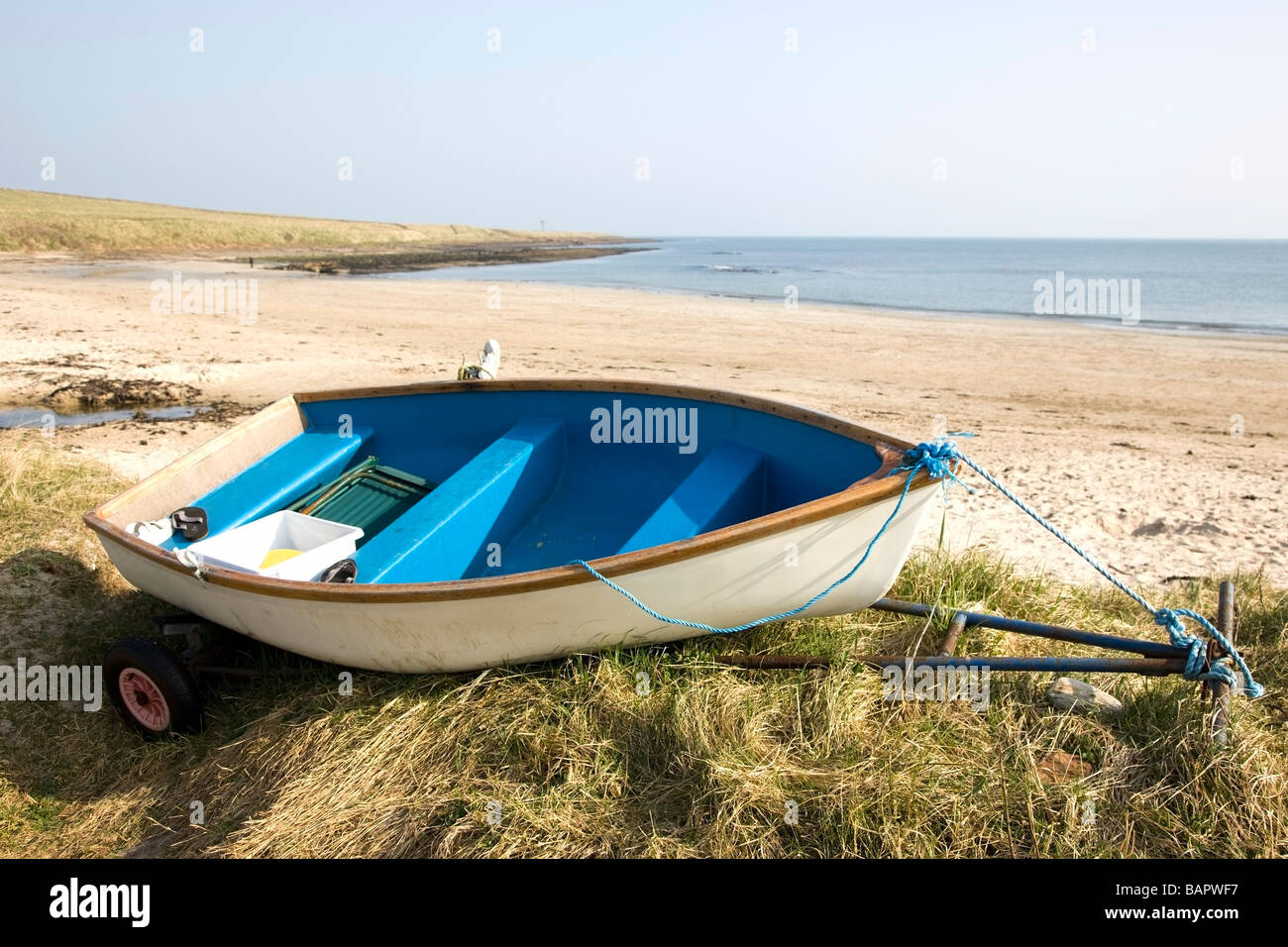 Outdoor canoe design hi-res stock photography and images - Alamy