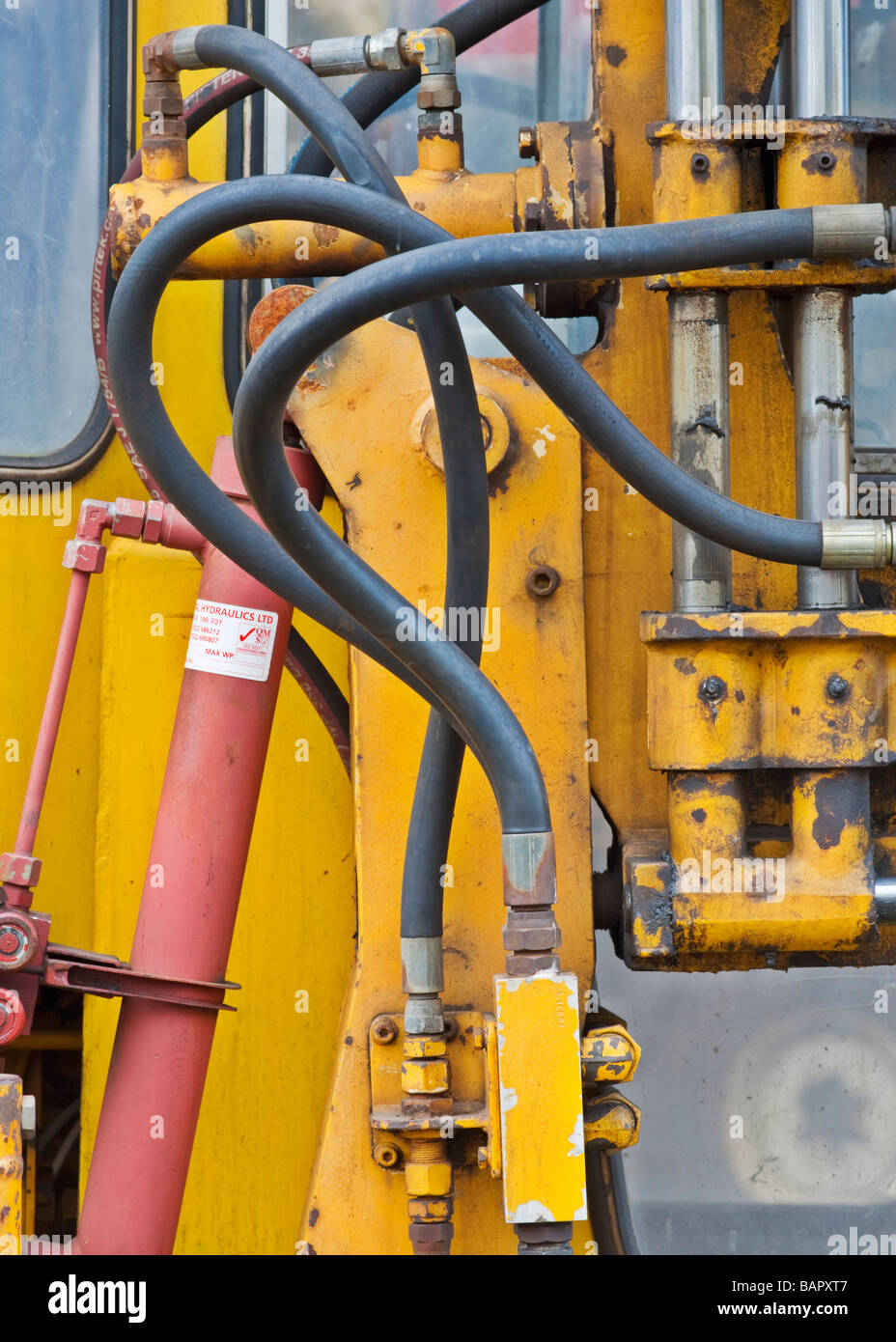 Hydraulic truck hi-res stock photography and images - Alamy
