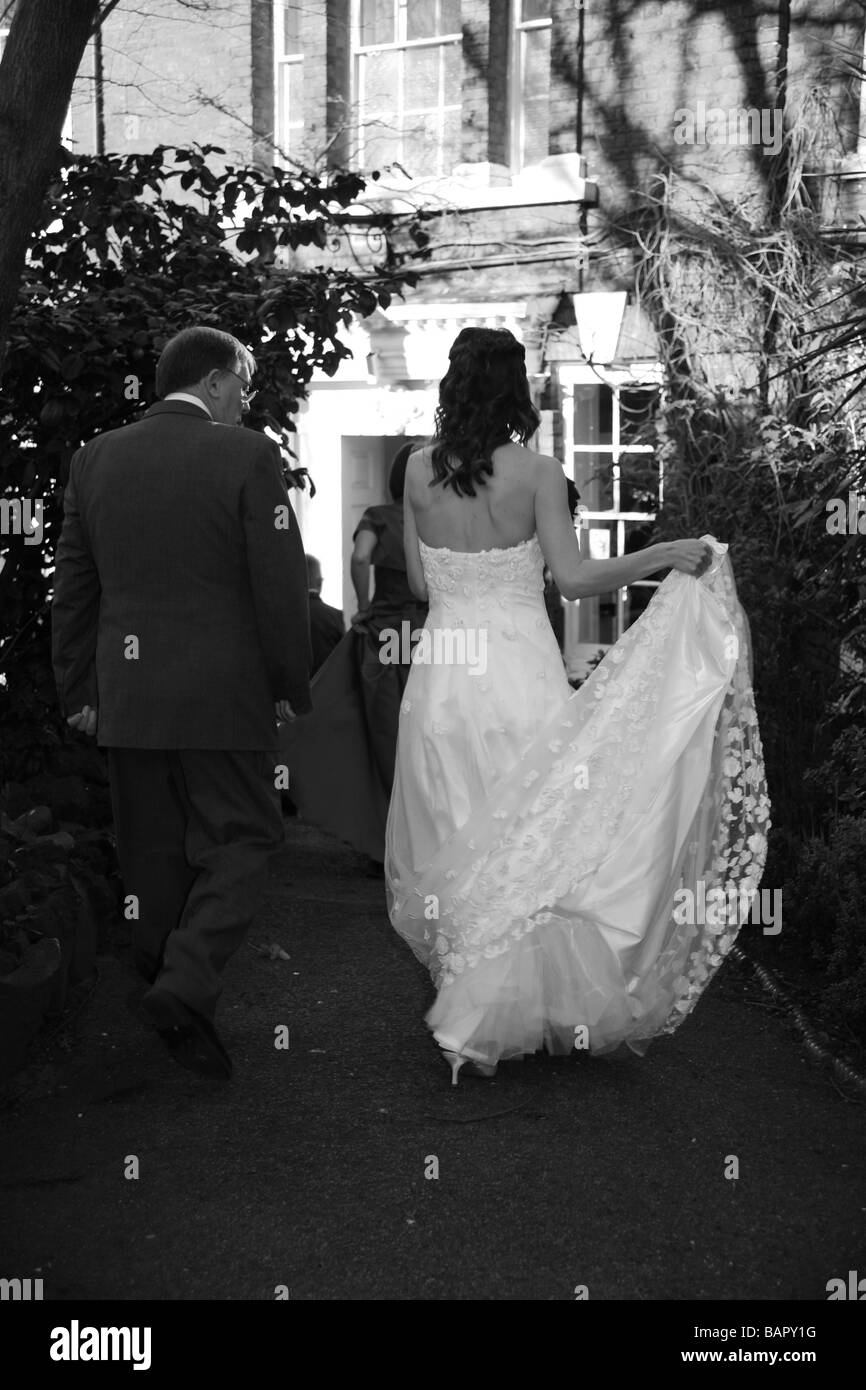 Father giving away bride hi-res stock photography and images - Alamy
