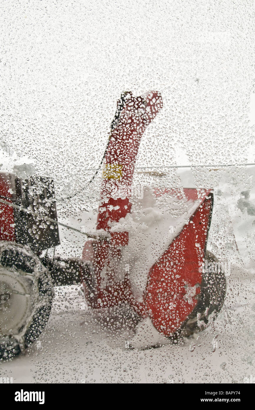 Snow covert hi-res stock photography and images - Alamy