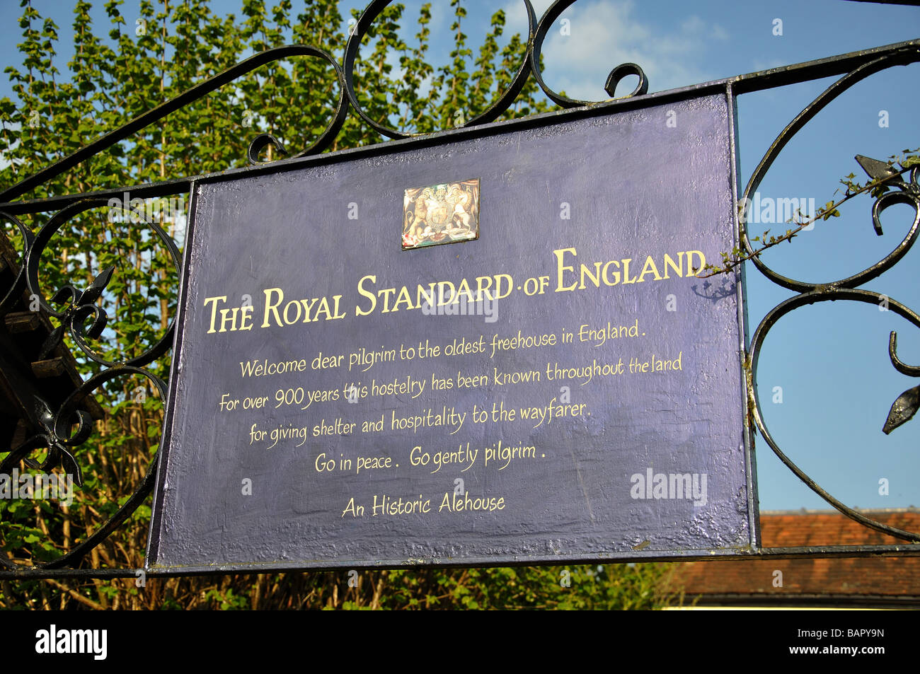 Exterior of royal standard pub hi-res stock photography and images - Alamy