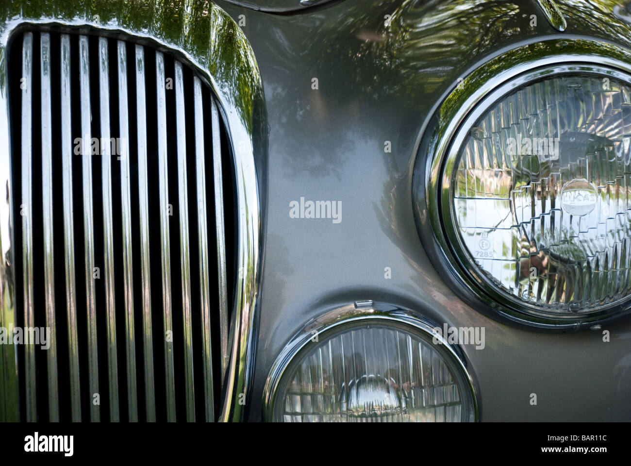A close-up of the front of a vintage Daimler car Stock Photo - Alamy