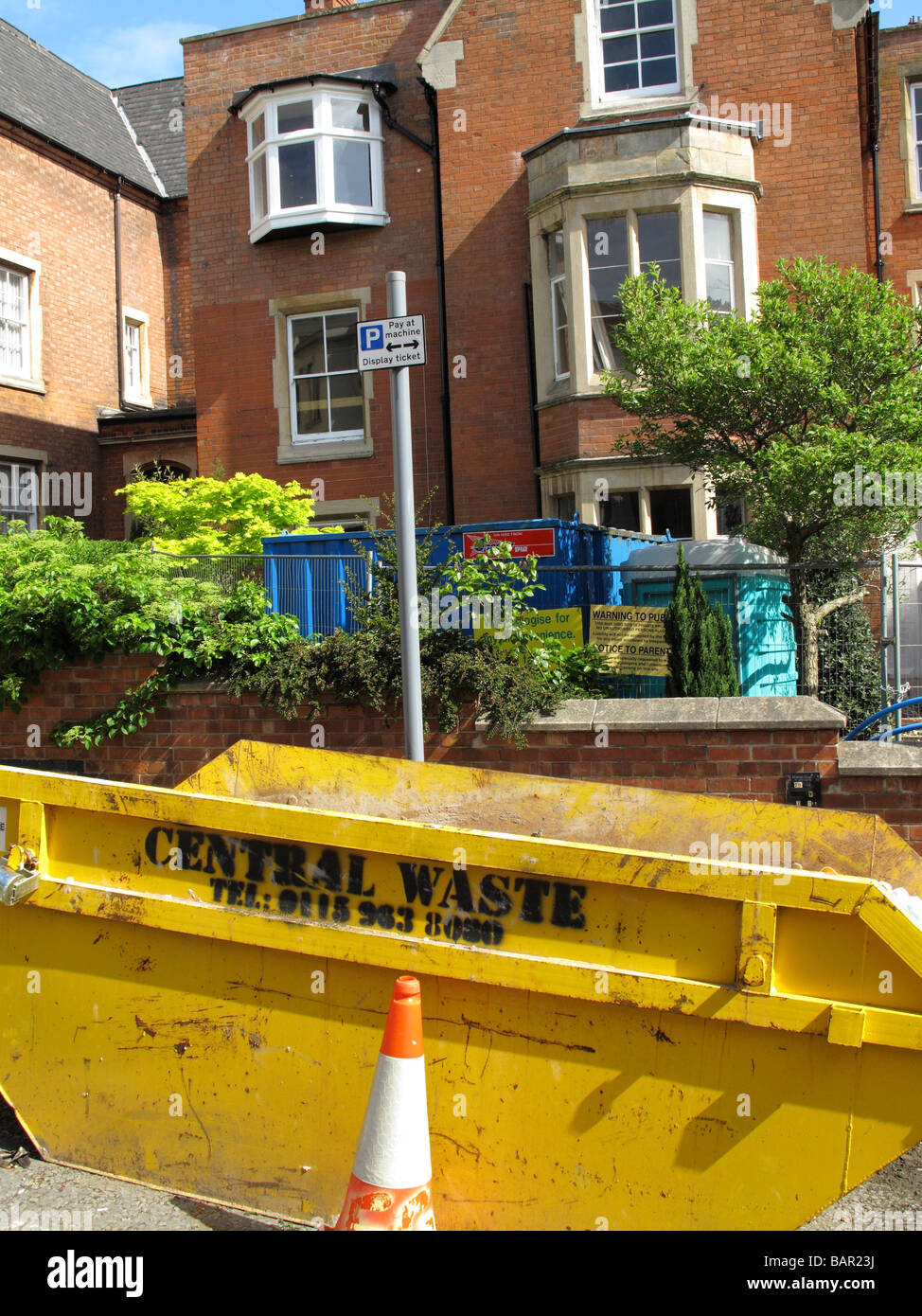 A builders skip outside a house in Nottingham, England, U.K Stock Photo ...