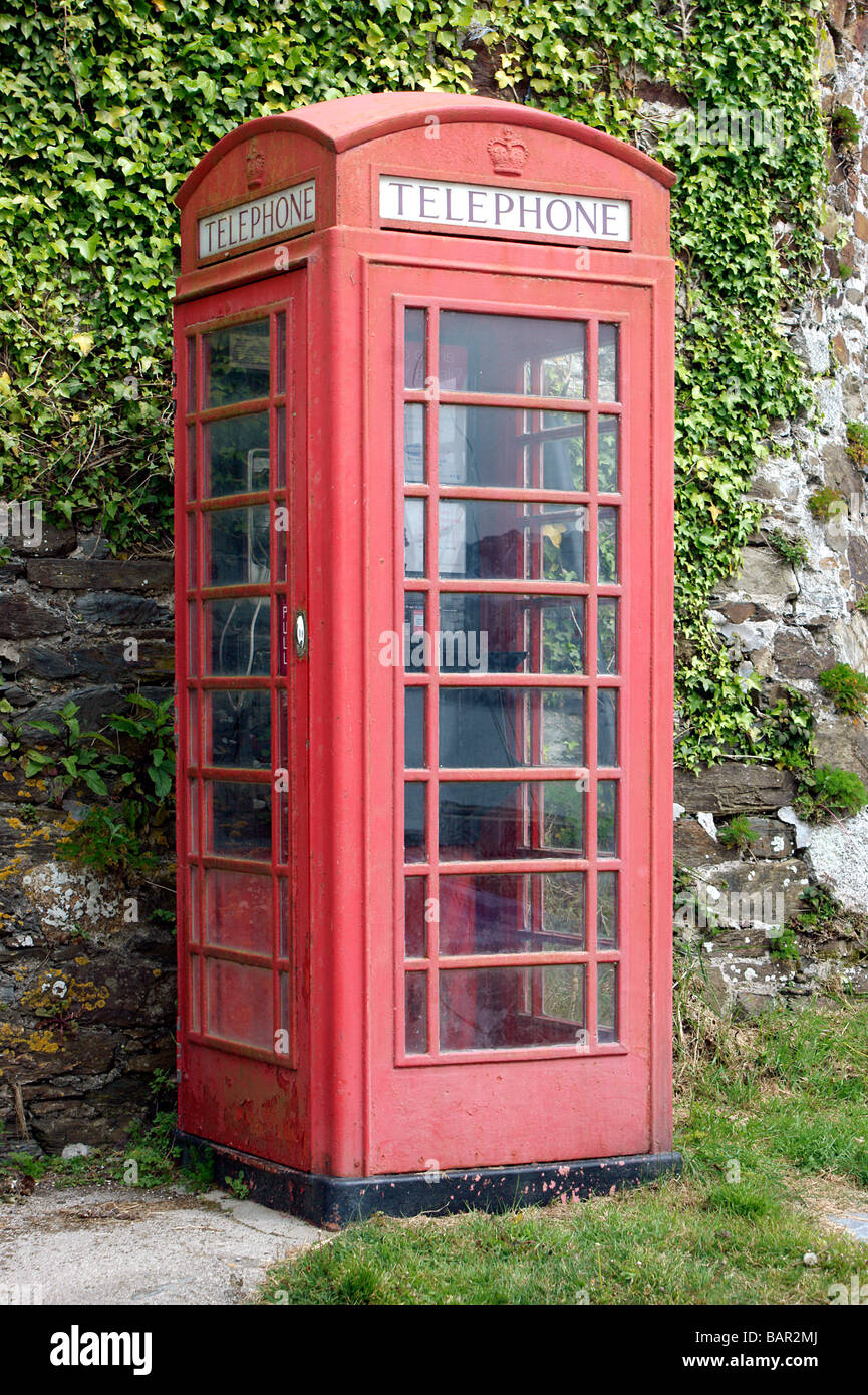 Red paintwork hi-res stock photography and images - Alamy