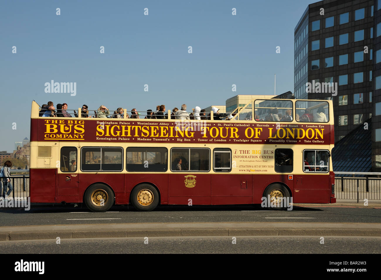 London Big Bus Tour High Resolution Stock Photography and Images - Alamy