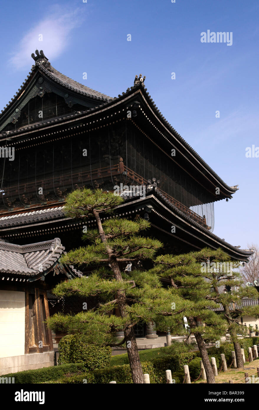 Higashi hongan ji temple hi-res stock photography and images - Alamy