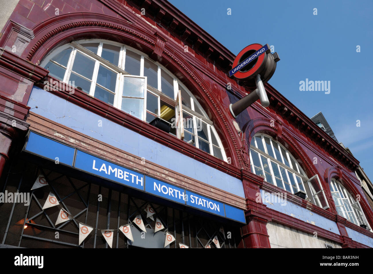Lambeth north hi-res stock photography and images - Alamy
