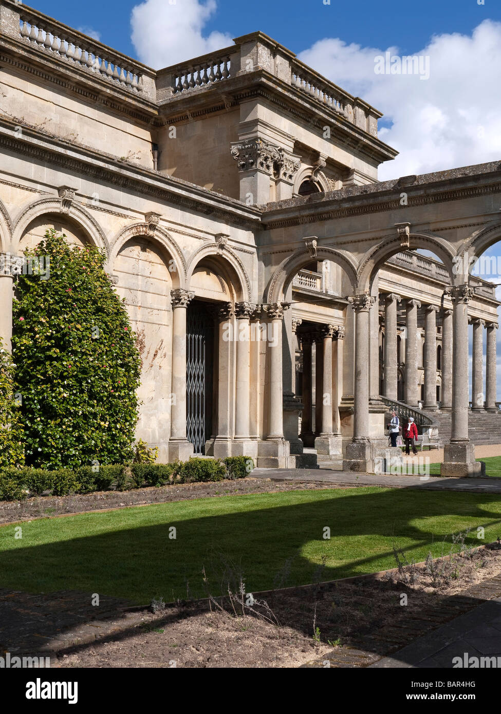 Witley estate hi-res stock photography and images - Alamy
