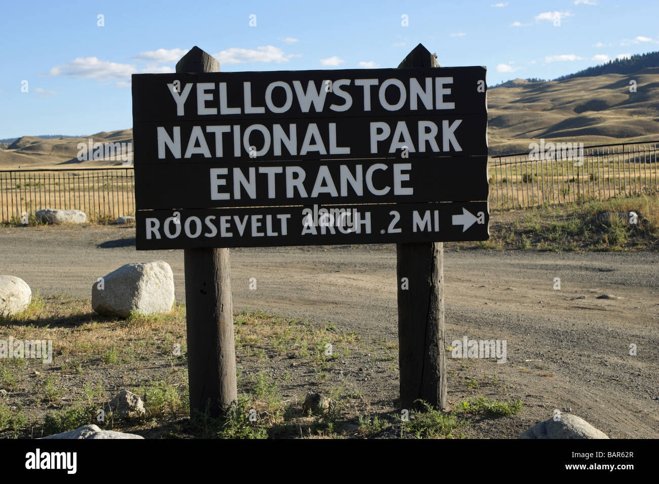 Sign Yellowstone National Park Entrance Stock Photo - Alamy