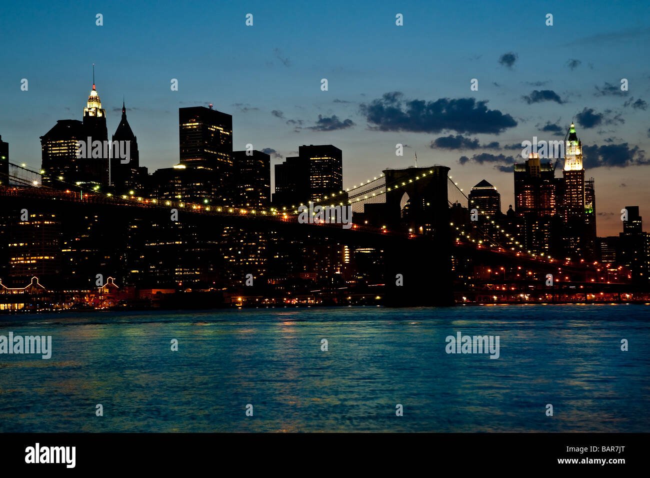 Night sky in brooklyn hi-res stock photography and images - Alamy