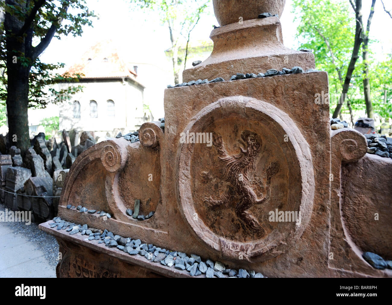 Old rabbi hi-res stock photography and images - Alamy