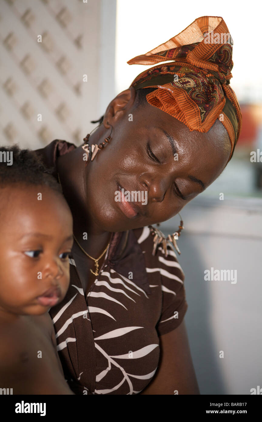 Happy children playing native american hi-res stock photography and ...