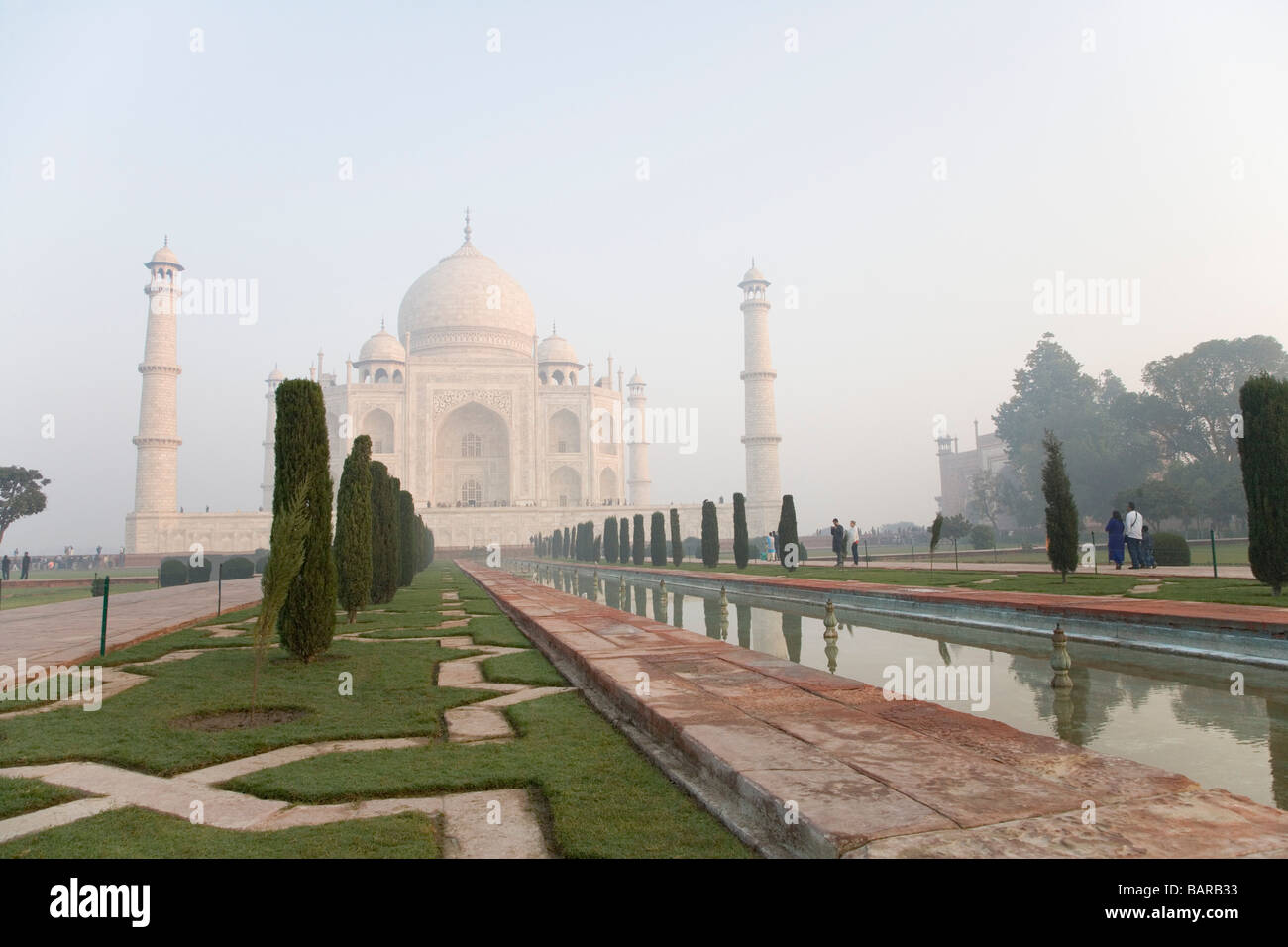 Agra india taj mahal walkway hi-res stock photography and images - Alamy