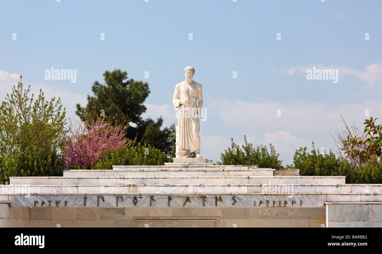 Hippocrates and father of medicine hi-res stock photography and images ...