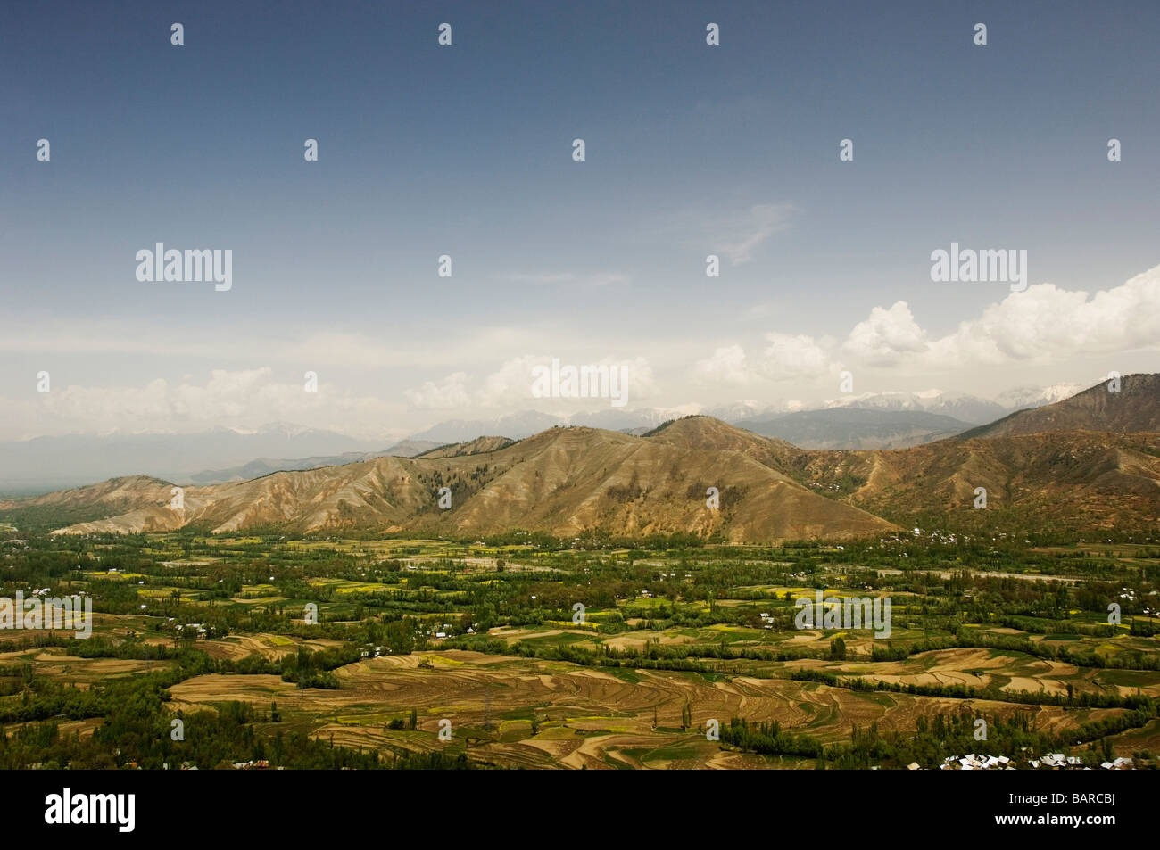Kashmir valley hi-res stock photography and images - Alamy