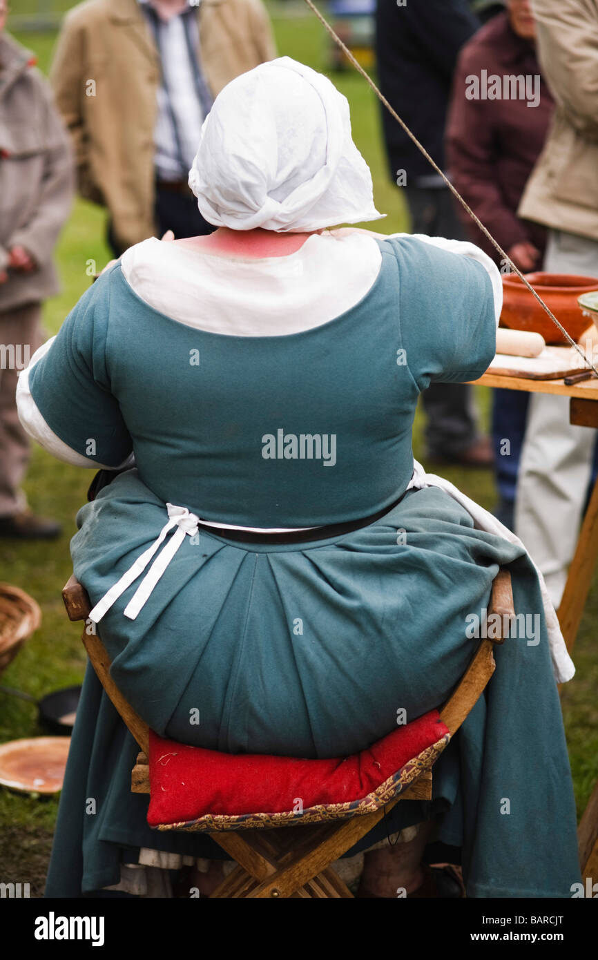Medieval peasant england hi-res stock photography and images - Alamy