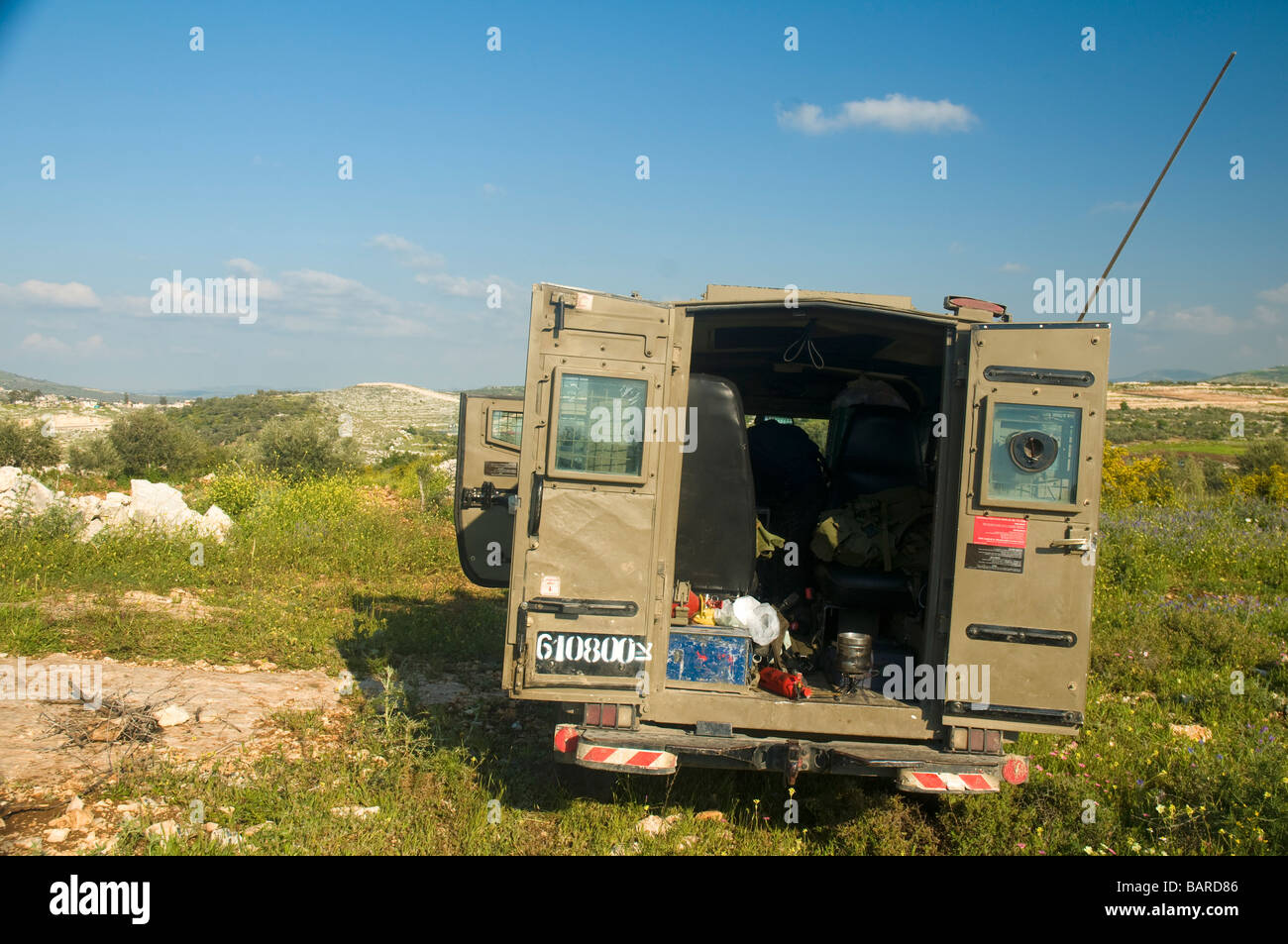 Israeli idf armored jeep hi-res stock photography and images - Alamy