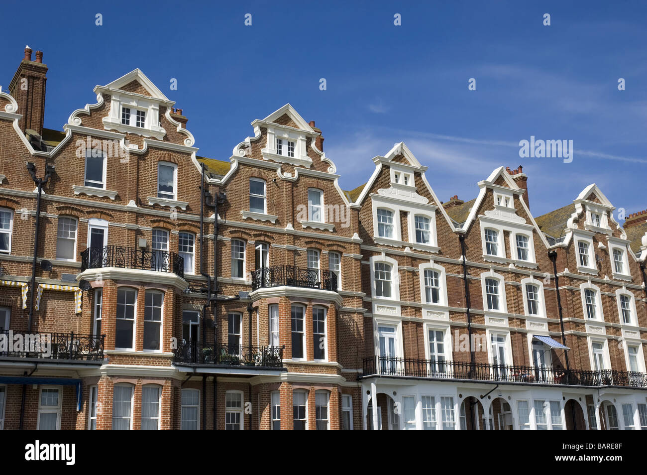 House terraced victorian hi-res stock photography and images - Alamy