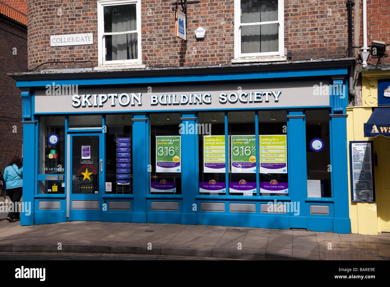Skipton building society hi-res stock photography and images - Alamy