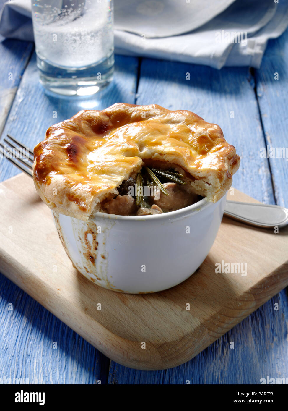 Savoury game pie hi-res stock photography and images - Alamy