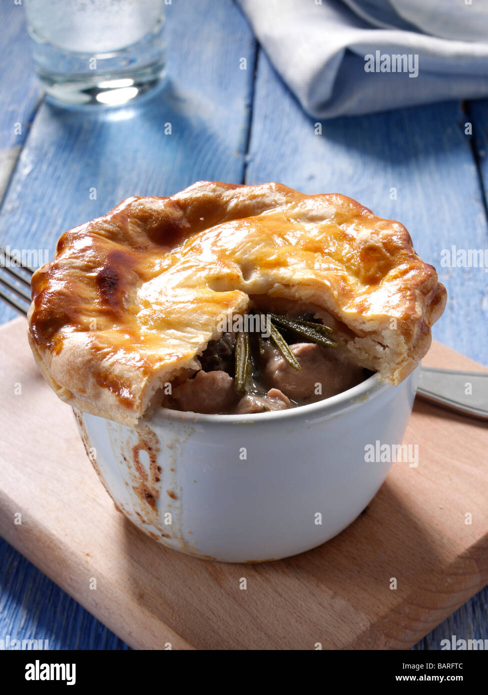 Individual rabbit pie Stock Photo - Alamy