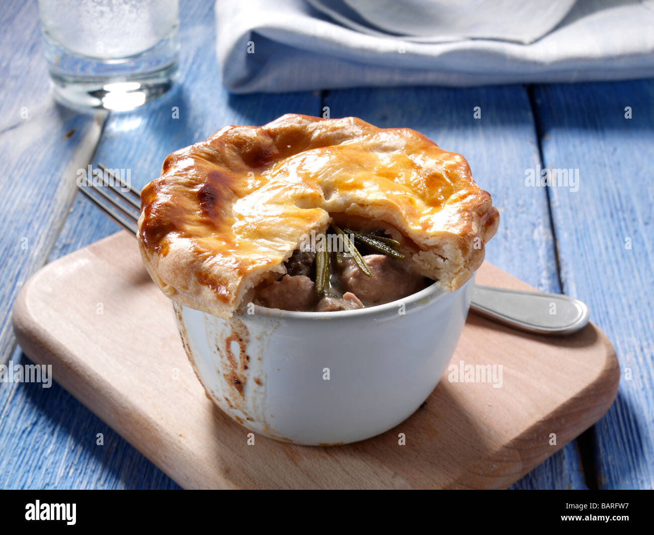 Individual rabbit pie Stock Photo - Alamy