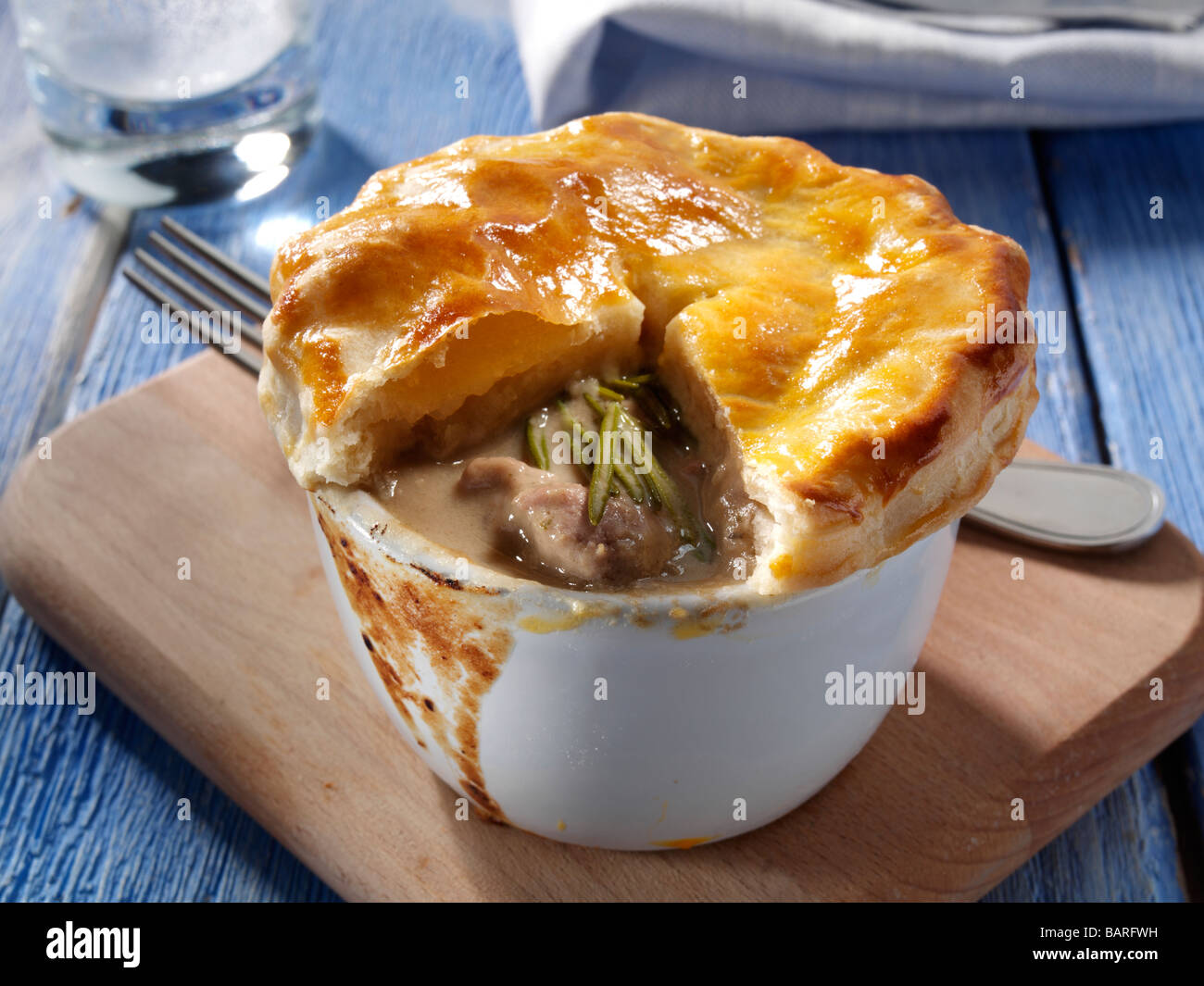 Individual rabbit pie Stock Photo - Alamy