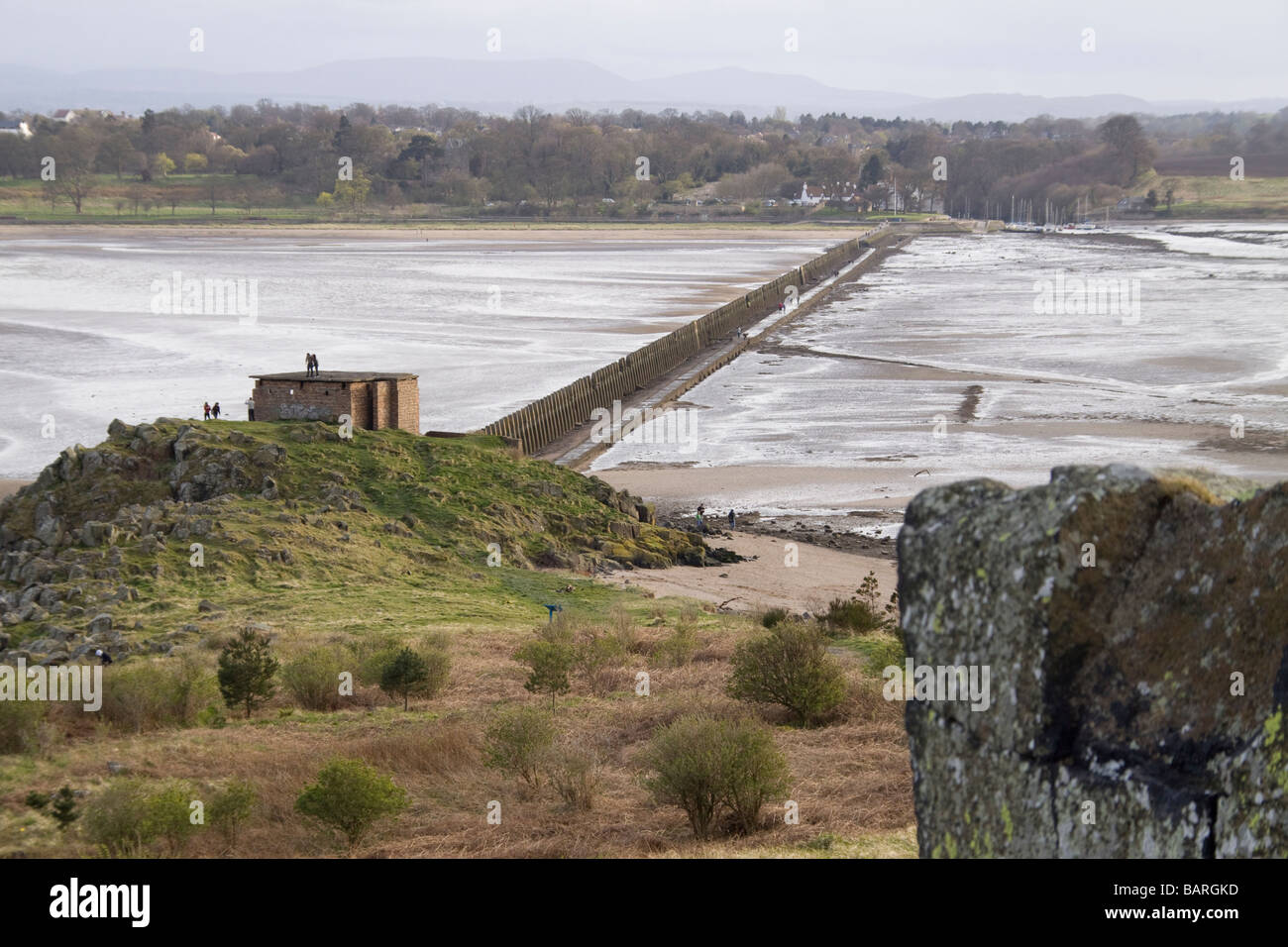 Cramond island hi-res stock photography and images - Alamy