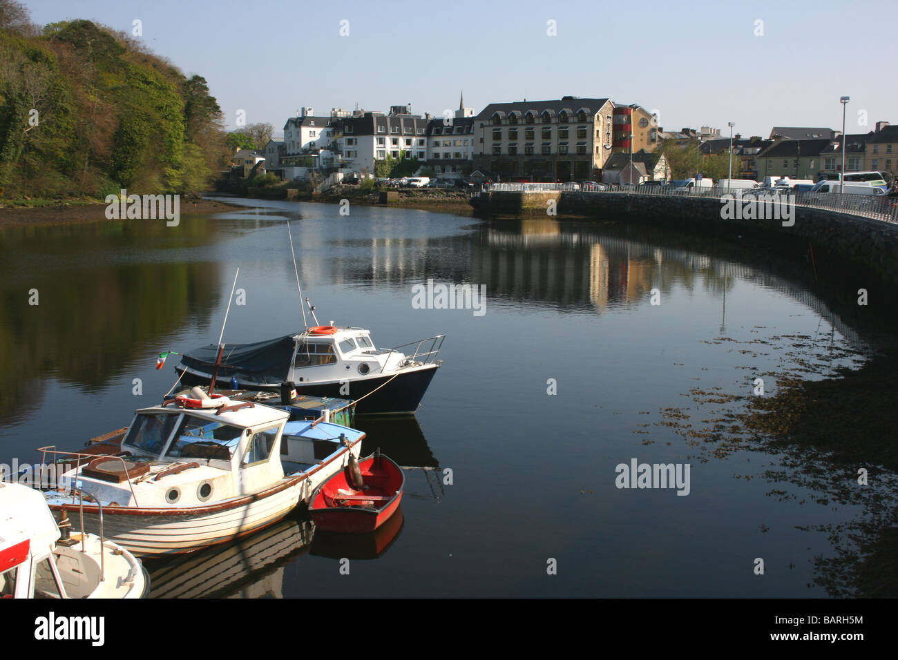 Boats river donegal hi-res stock photography and images - Alamy
