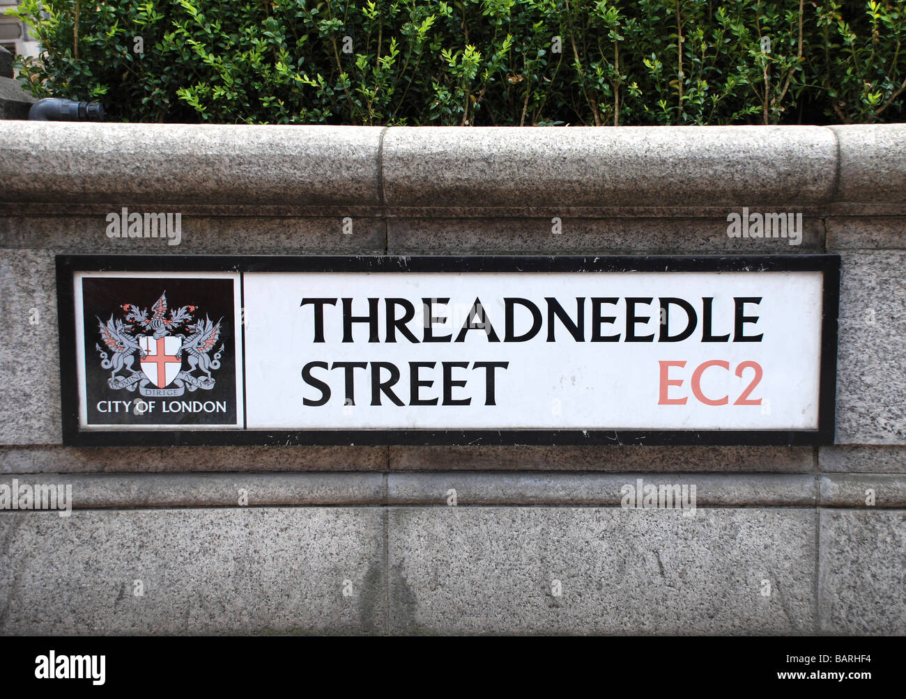 Threadneedle Street sign Stock Photo - Alamy