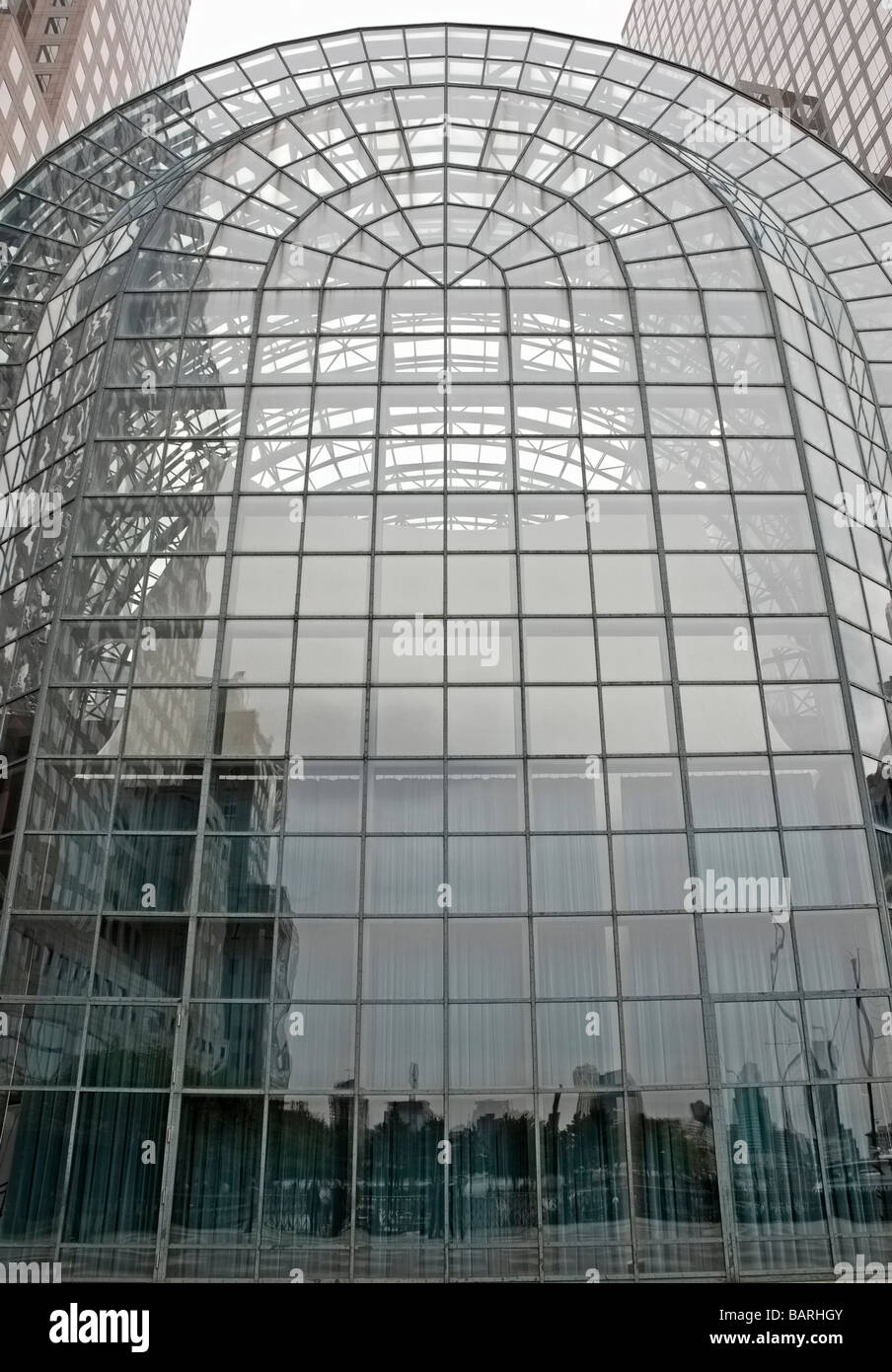 Arched window view garden hi-res stock photography and images - Alamy