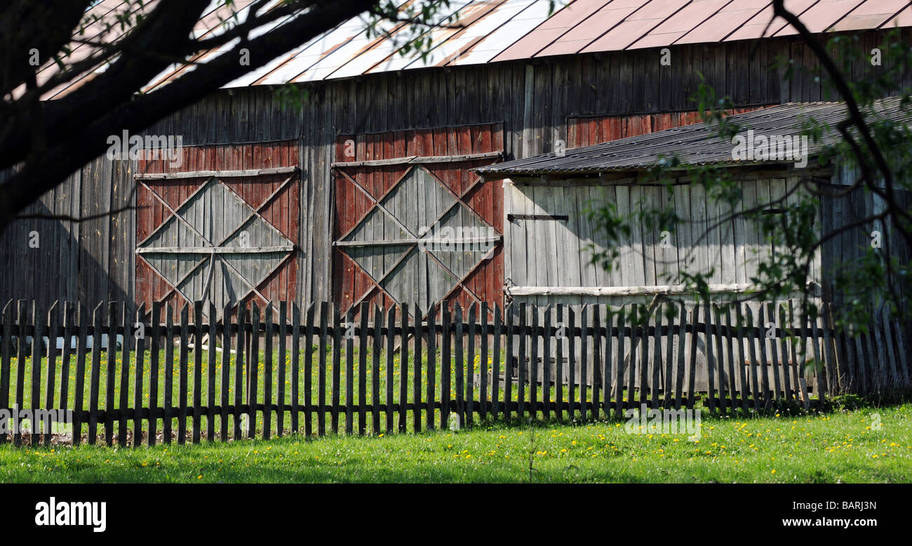 Old wooden barn on polish countryside, Mazovia region Stock Photo - Alamy
