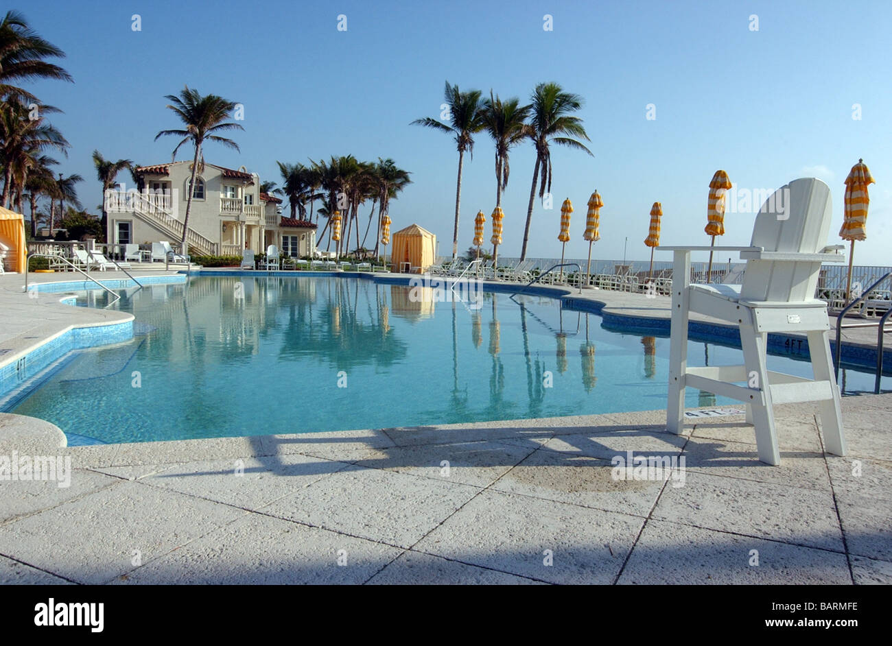 Mar a lago pool hi-res stock photography and images - Alamy