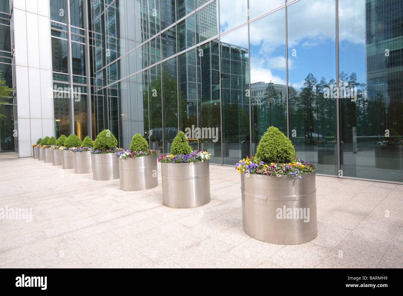 Canery Warf London UK Stock Photo - Alamy