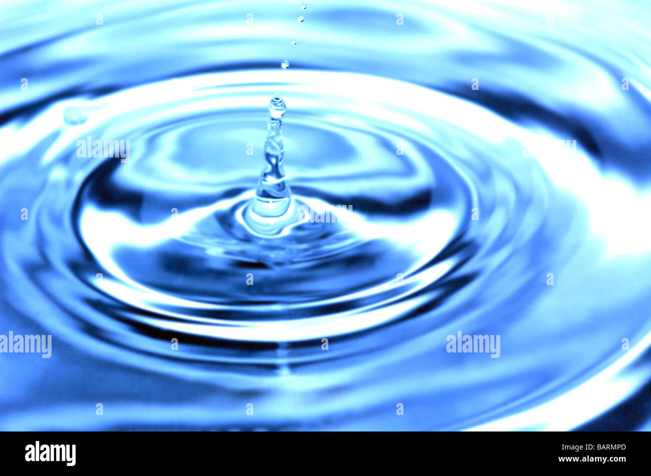 Fresh water drop splash and bubbles Stock Photo - Alamy