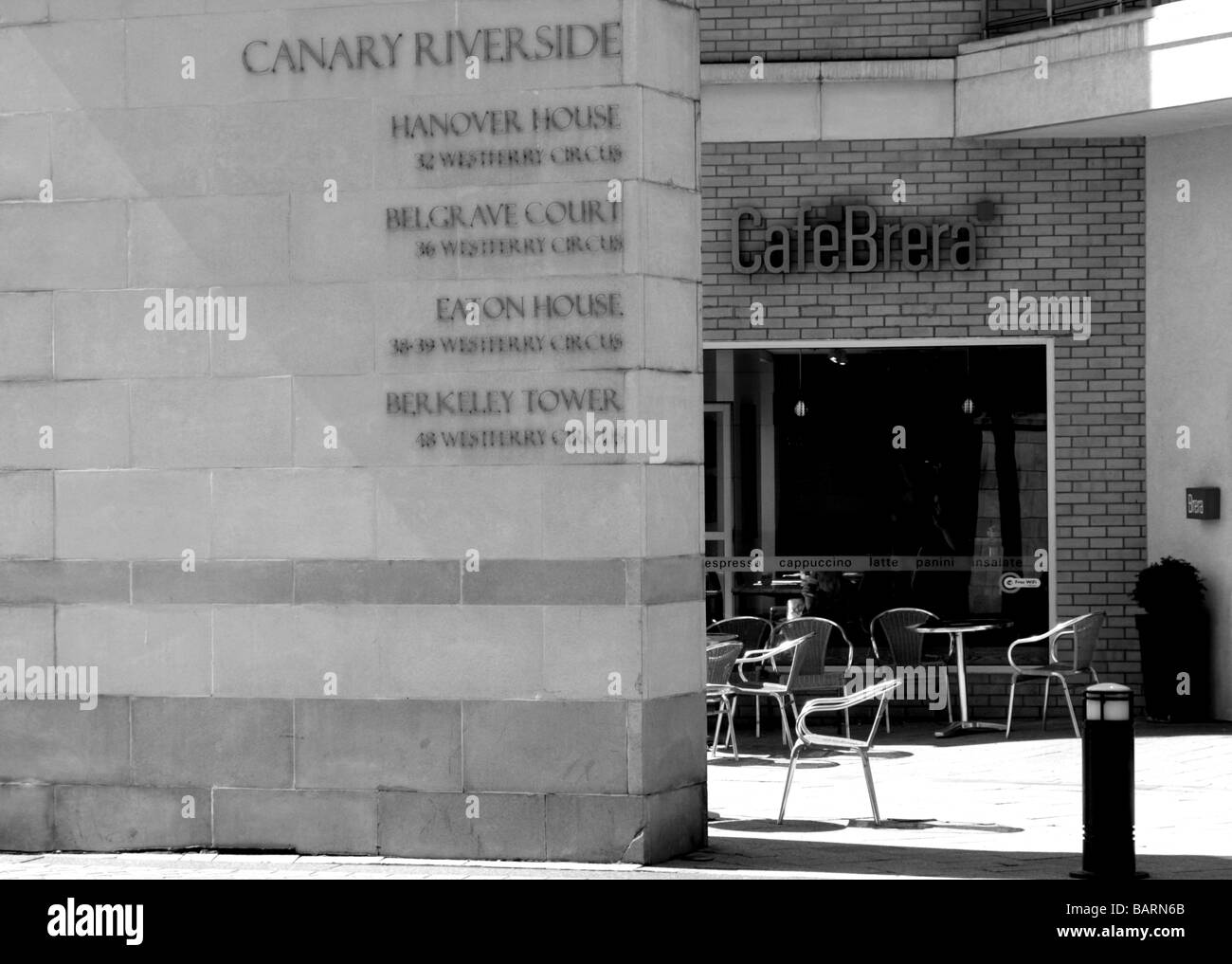 Cafe uk Black and White Stock Photos & Images - Alamy