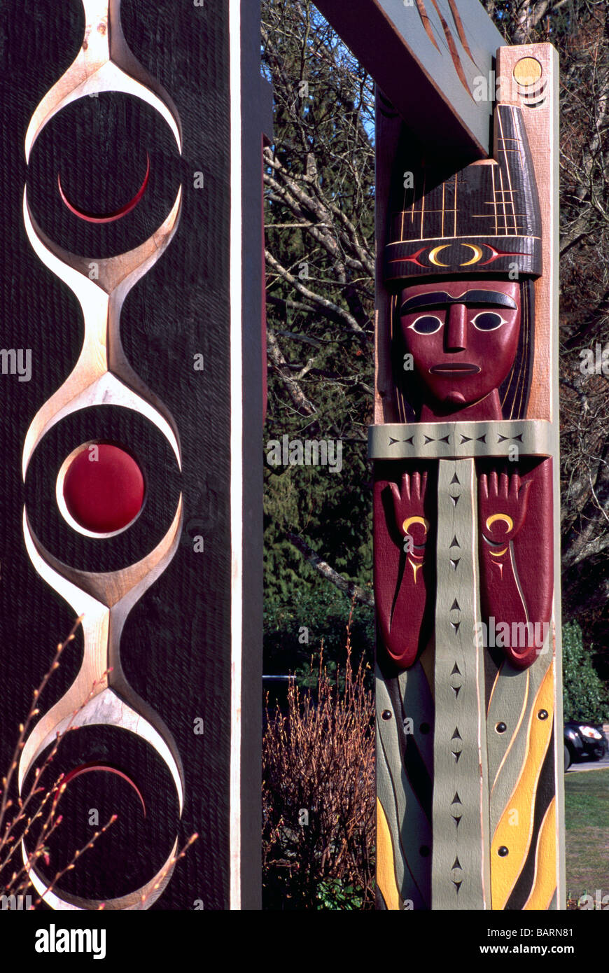 Artist susan point hi-res stock photography and images - Alamy