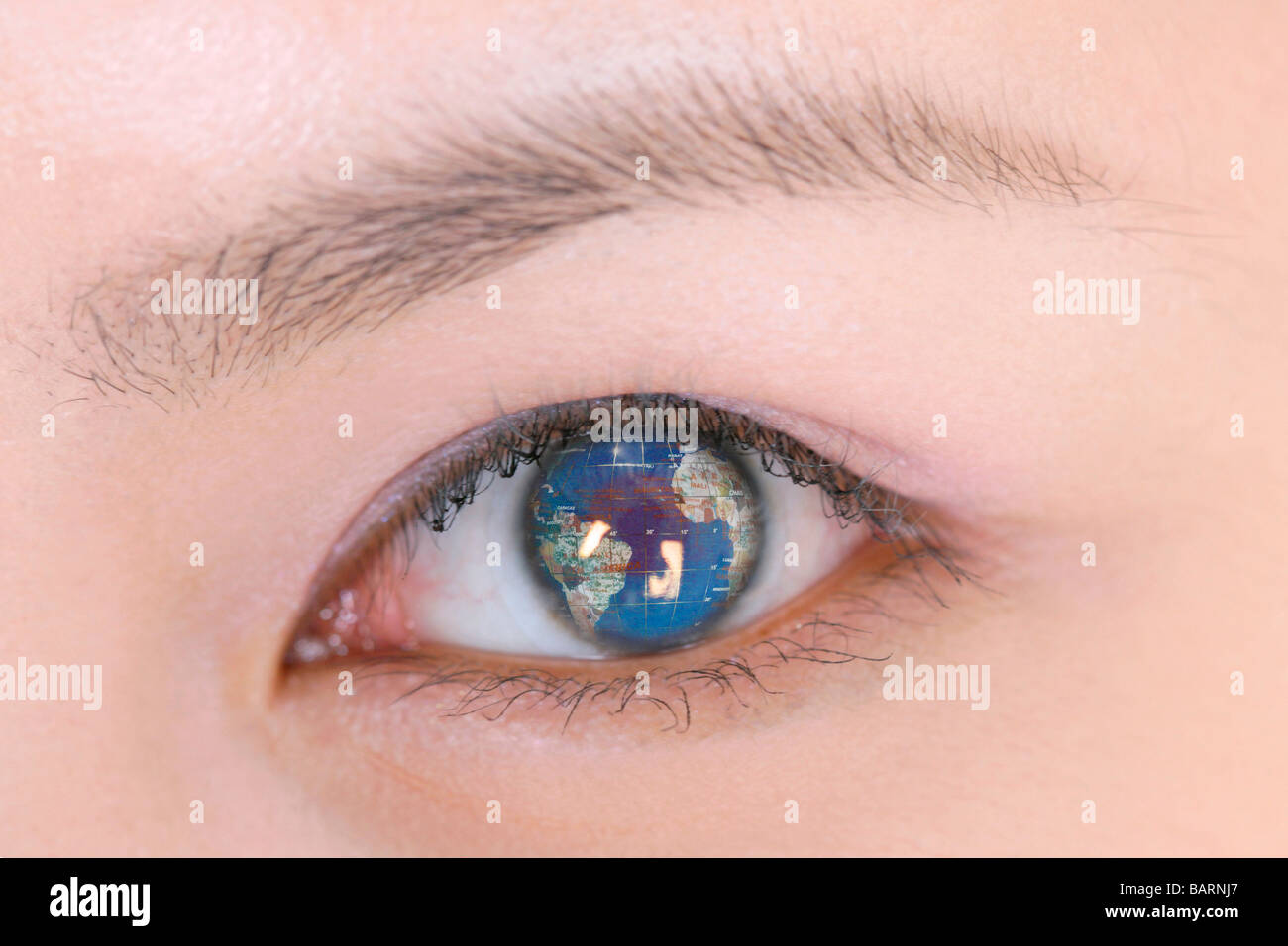 Eye globe hi-res stock photography and images - Alamy
