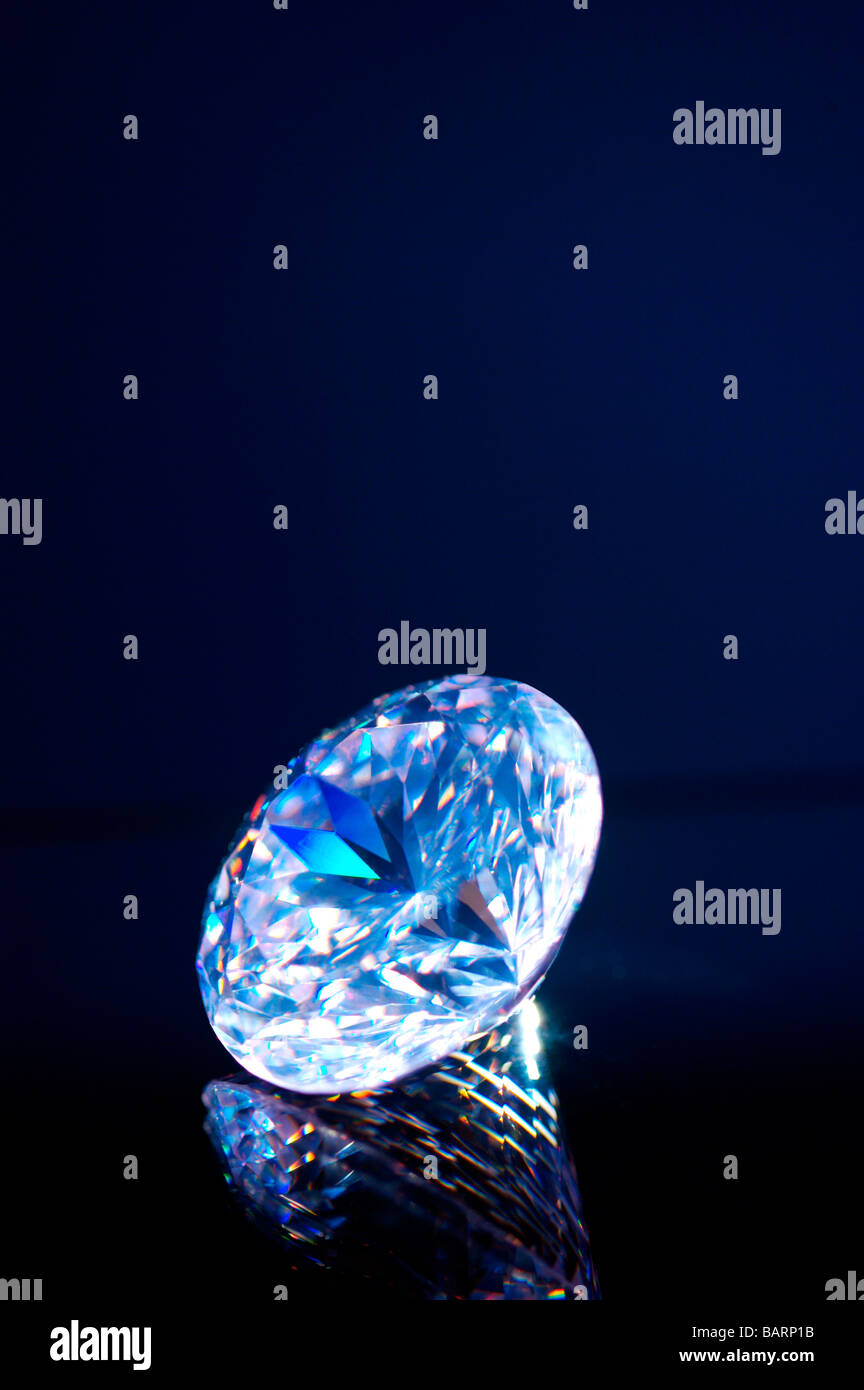 Diamond close up Stock Photo - Alamy