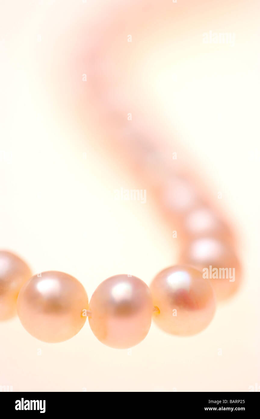 Pearl necklace close up Stock Photo - Alamy