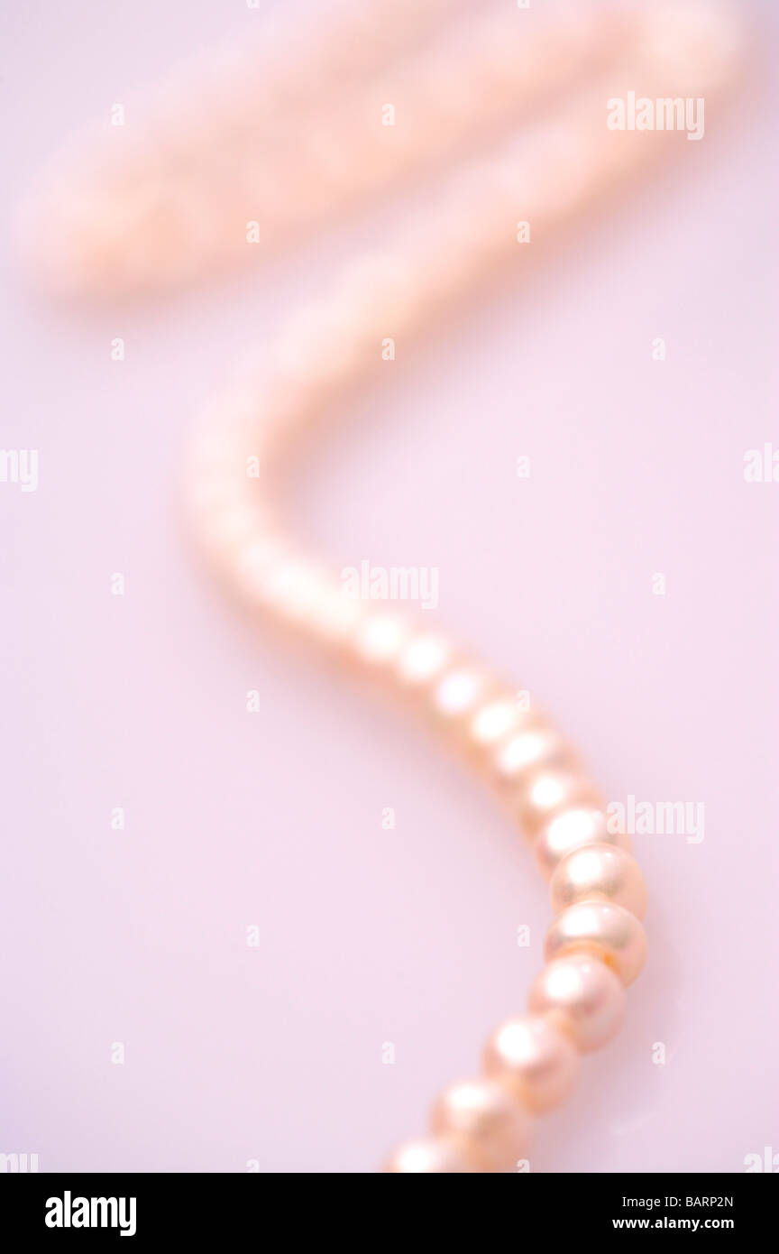 Pearl necklace close up Stock Photo - Alamy