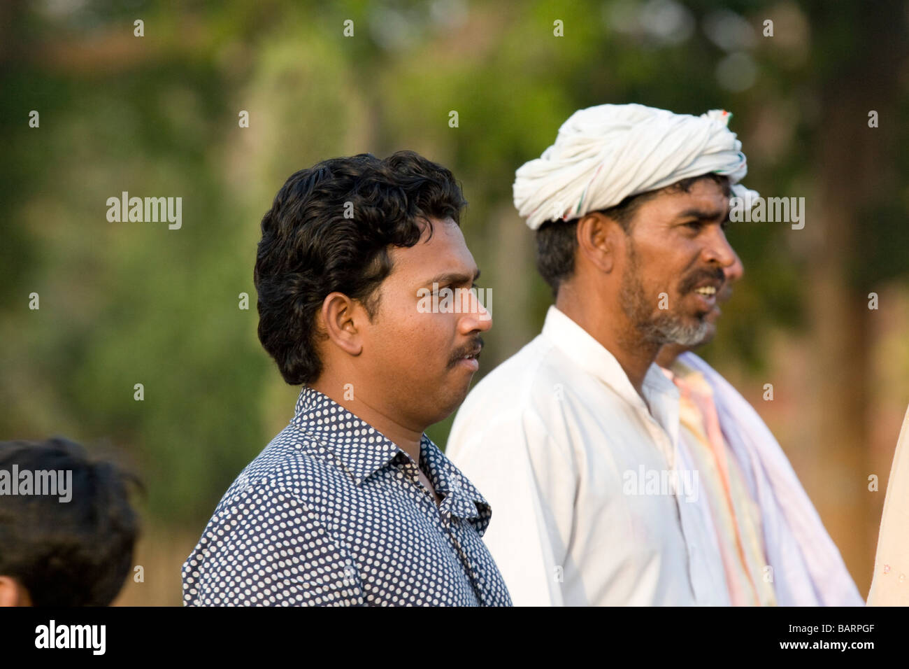 India Uttar Pradesh Agra The Taj Mahal Local man in traditional clothes ...