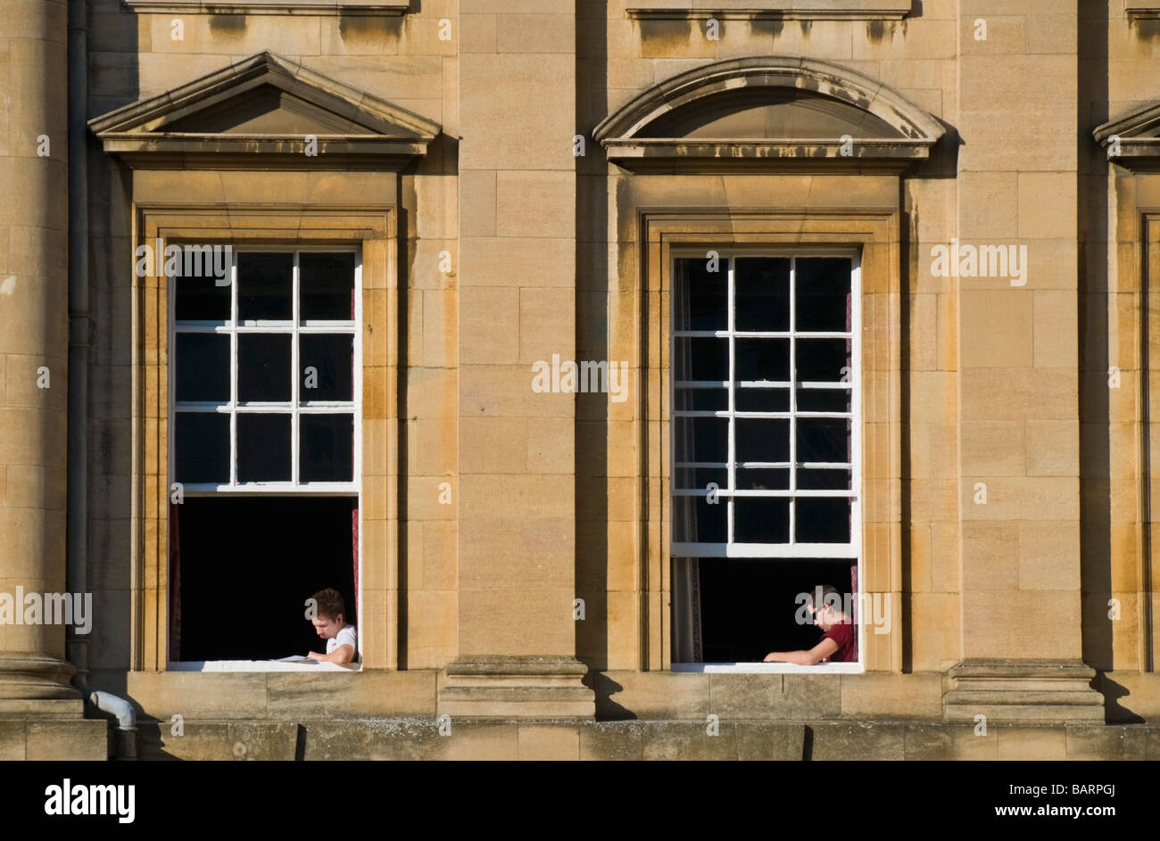 Students window uk hi-res stock photography and images - Alamy
