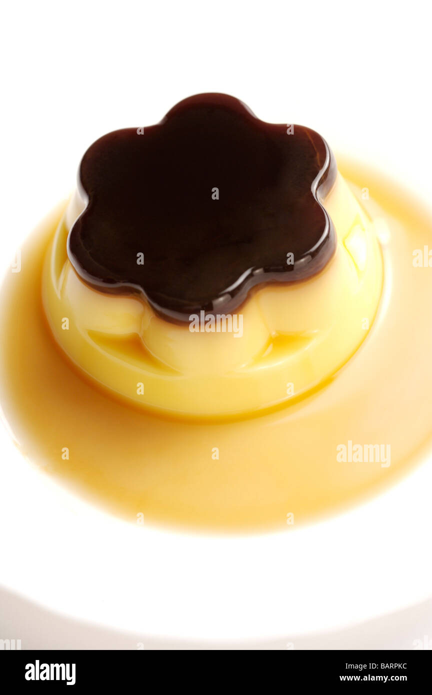 Pudding on plate elevated view Stock Photo - Alamy