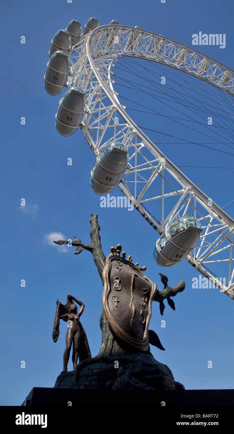 Salvador dali clock hi-res stock photography and images - Alamy