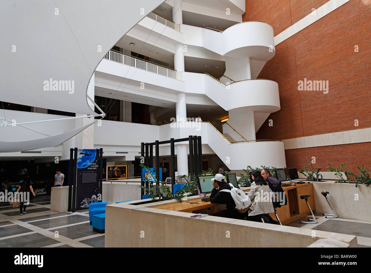 The british library interior hi-res stock photography and images - Alamy