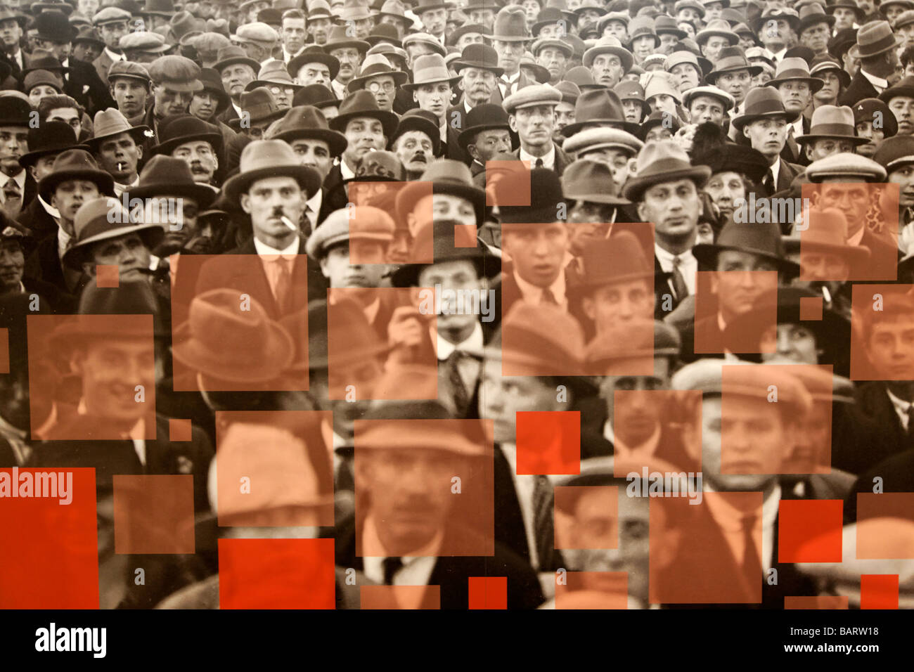 1930s crowd hi-res stock photography and images - Alamy