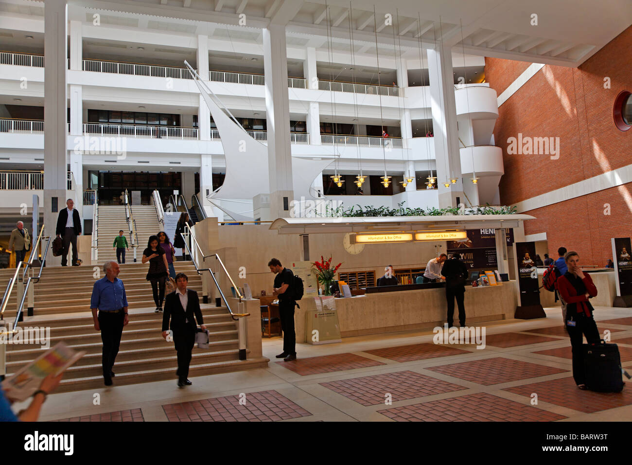The british library interior hi-res stock photography and images - Alamy